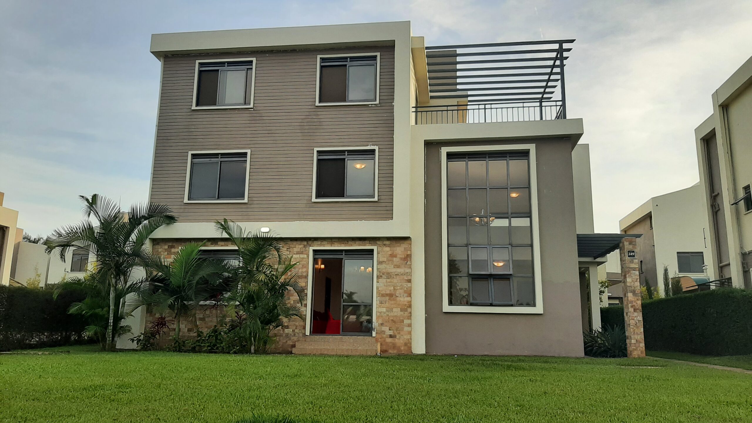 The Royal Palms Butabika - Aderok Real Estates Uganda